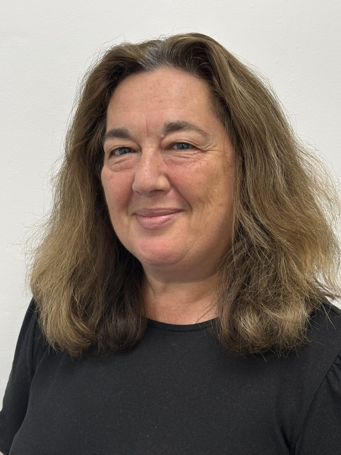 Mrs Laura Ayling | Palmers Green High